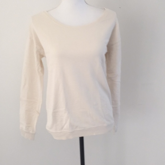 Zara | Sweaters | Zara Crew Neck Sweatshirt With Back Detail Small ...
